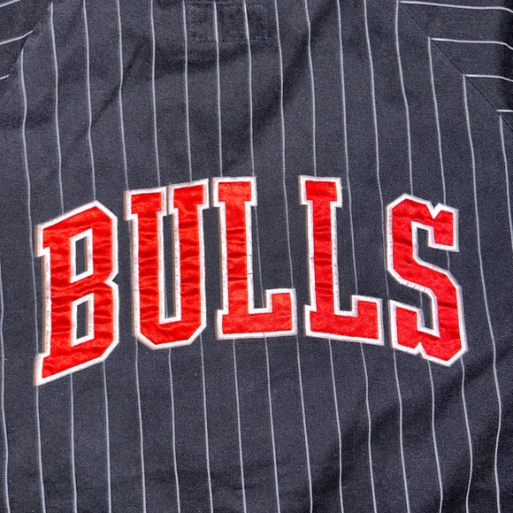 STARTER | Shirts | Vintage Starter Chicago Bulls Black Pinstriped ...